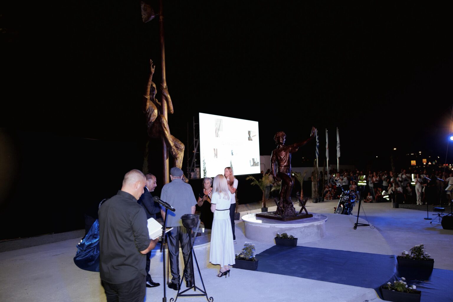 The unveiling of the statues of Tasos Isaac and Solomos Solomos ...